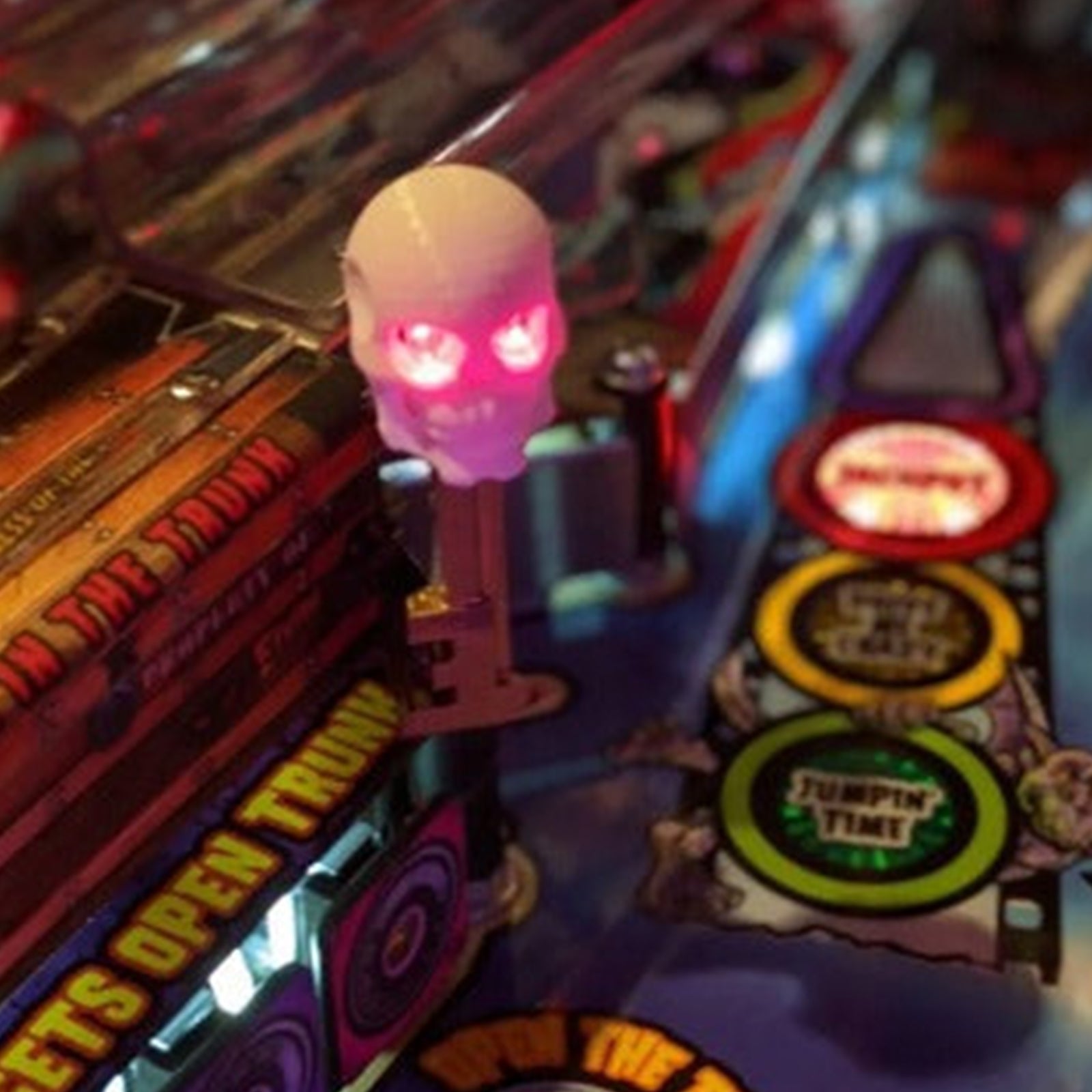 Elvira's House of Horrors Pinball Illuminated Skeleton Key Mod
